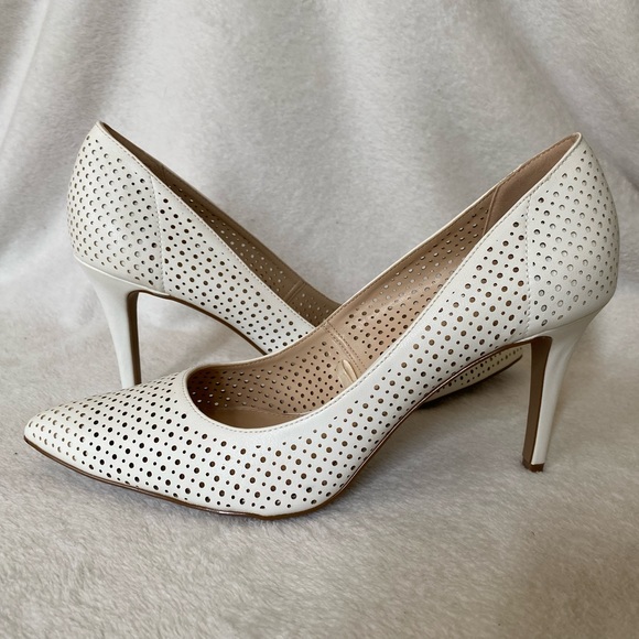 Jessica Simpson | Shoes | Jessica Simpson White Laser Cut Outpattern Pointed Toe Heels | Poshmark